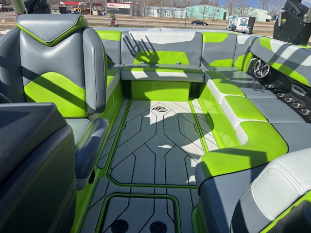 2020 Malibu Boats 23 LSV (Pre-Owned) #S5536 - Minnesota Inboard Water ...